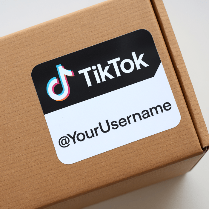 Personalised Stickers: 500 for £11.04 | BIZAY